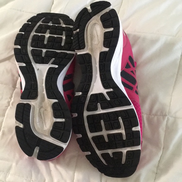 Nike | Shoes | Nike Hot Pink Relentless 2 Sneaker | Poshmark